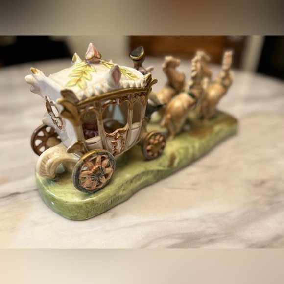 Capodimonte Armani | Other | Capodimonte Armani Porcelain Horse Drawn ...
